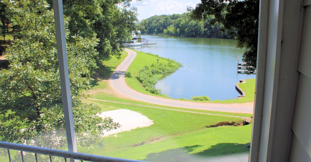 Experience Kentucky Lake